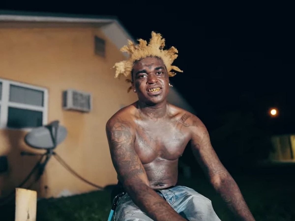 Kodak Black Outfits in "Senseless" Video | WHAT’S ON THE STAR?