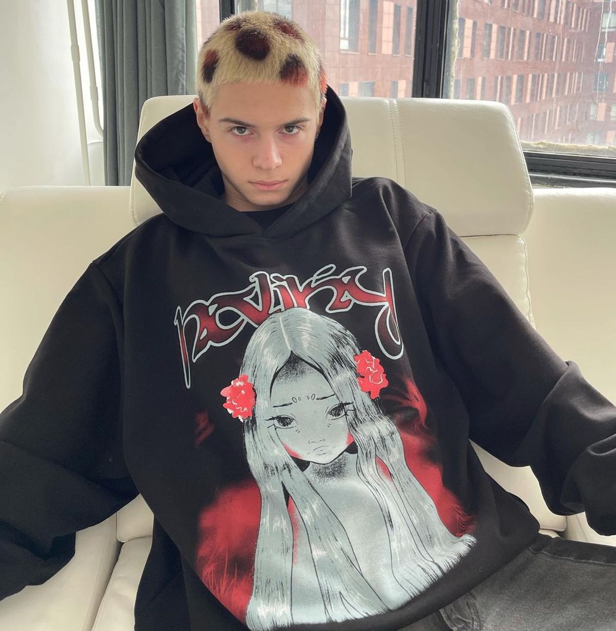 Haliky: Clothing, Shoes & Accessories | WHAT’S ON THE STAR?