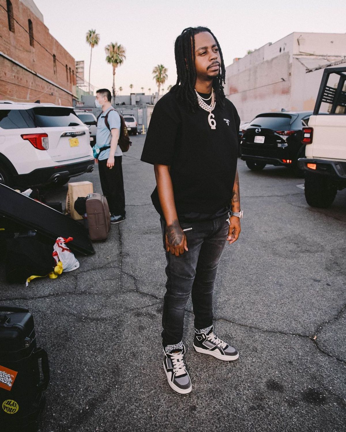 Babyface Ray Outfit from August 7, 2021 | WHAT’S ON THE STAR?