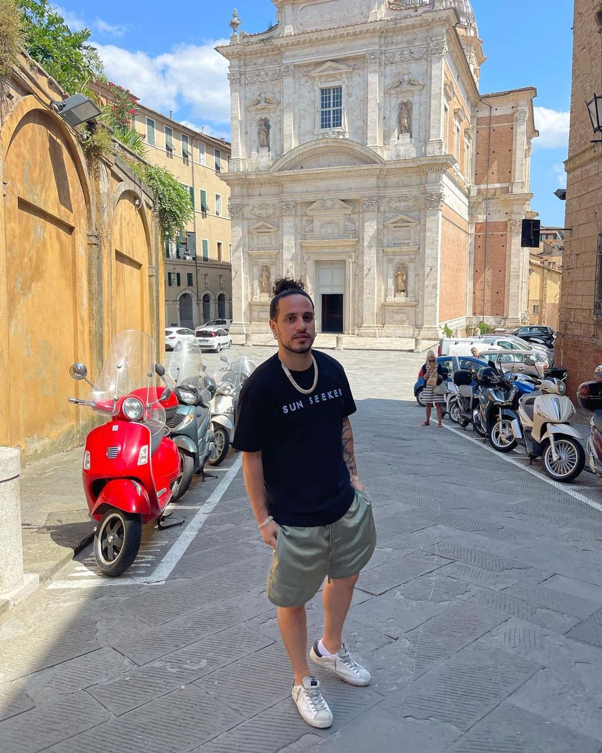 Russ Outfit from August 10, 2021 | WHAT’S ON THE STAR?