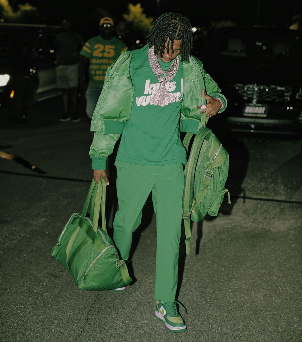 Lil Baby Outfit from August 11, 2021 | WHAT’S ON THE STAR?