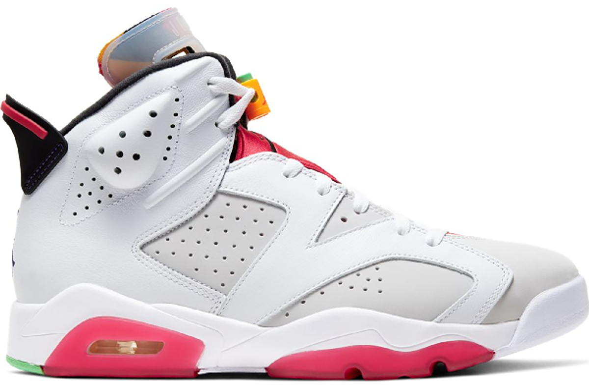 Jordan Air Jordan 6 Retro Hare Sneakers | WHAT’S ON THE STAR?