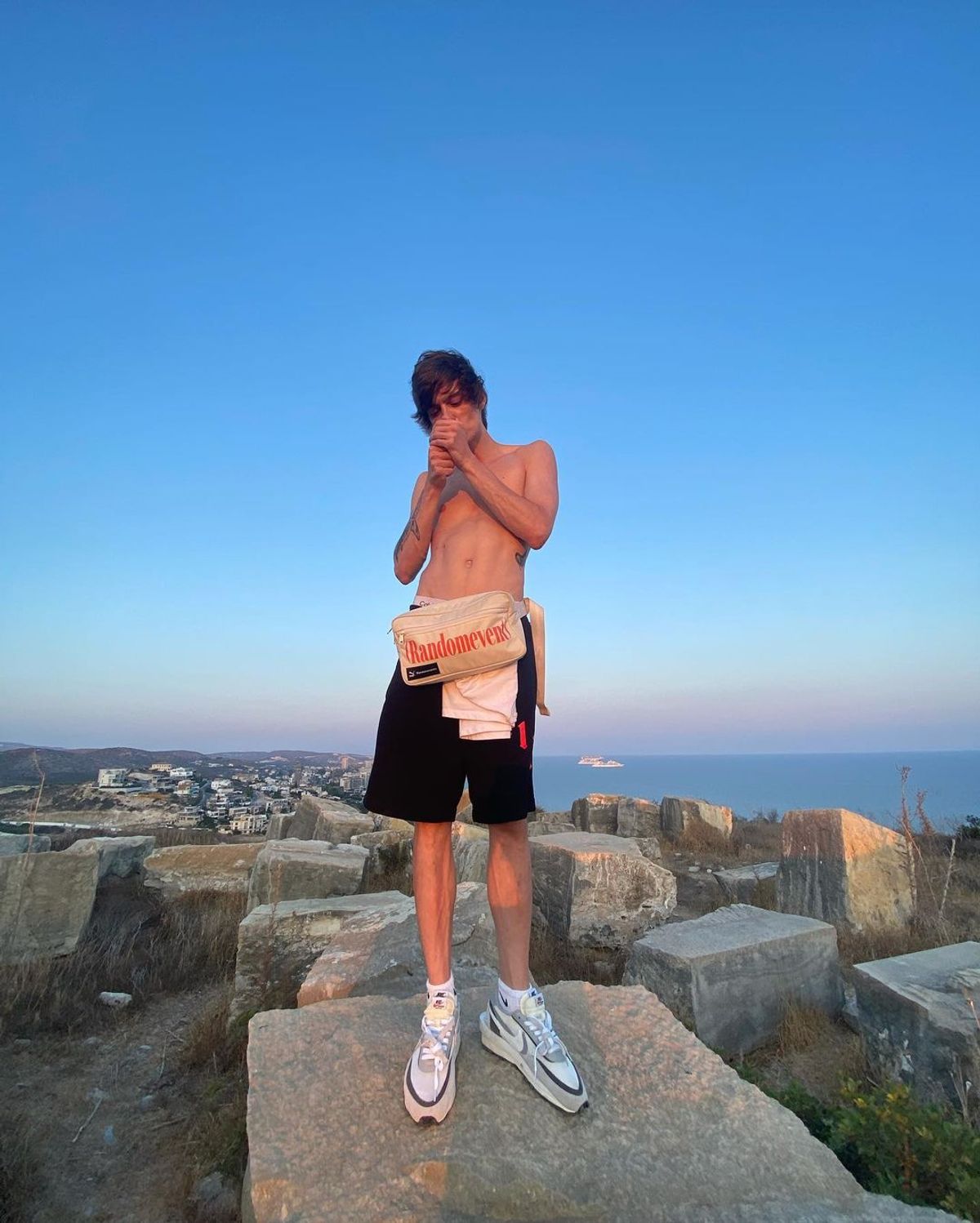 OG Buda Outfit from August 11, 2021 | WHAT’S ON THE STAR?