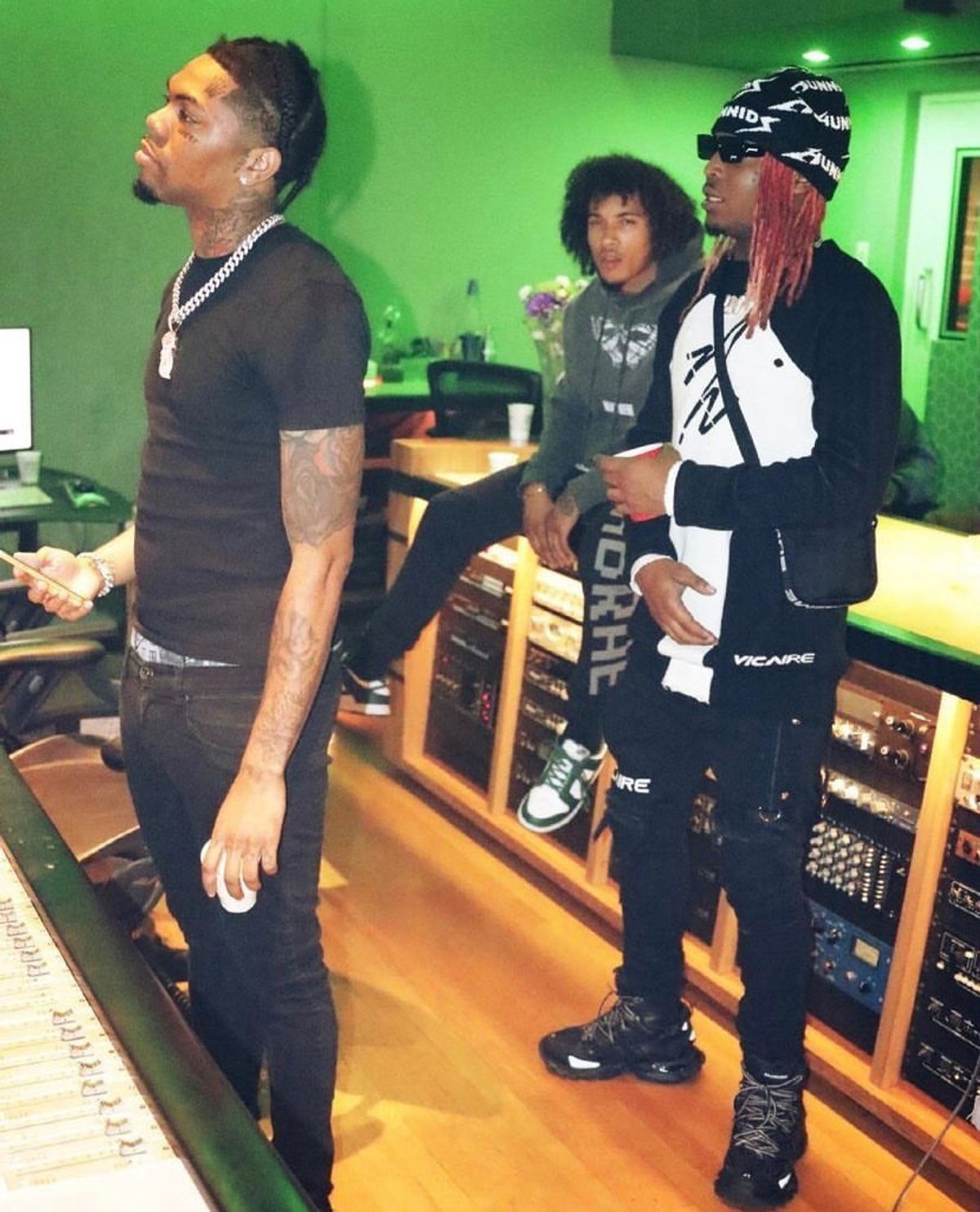 Lil Keed Outfit from August 20, 2021 | WHAT’S ON THE STAR?