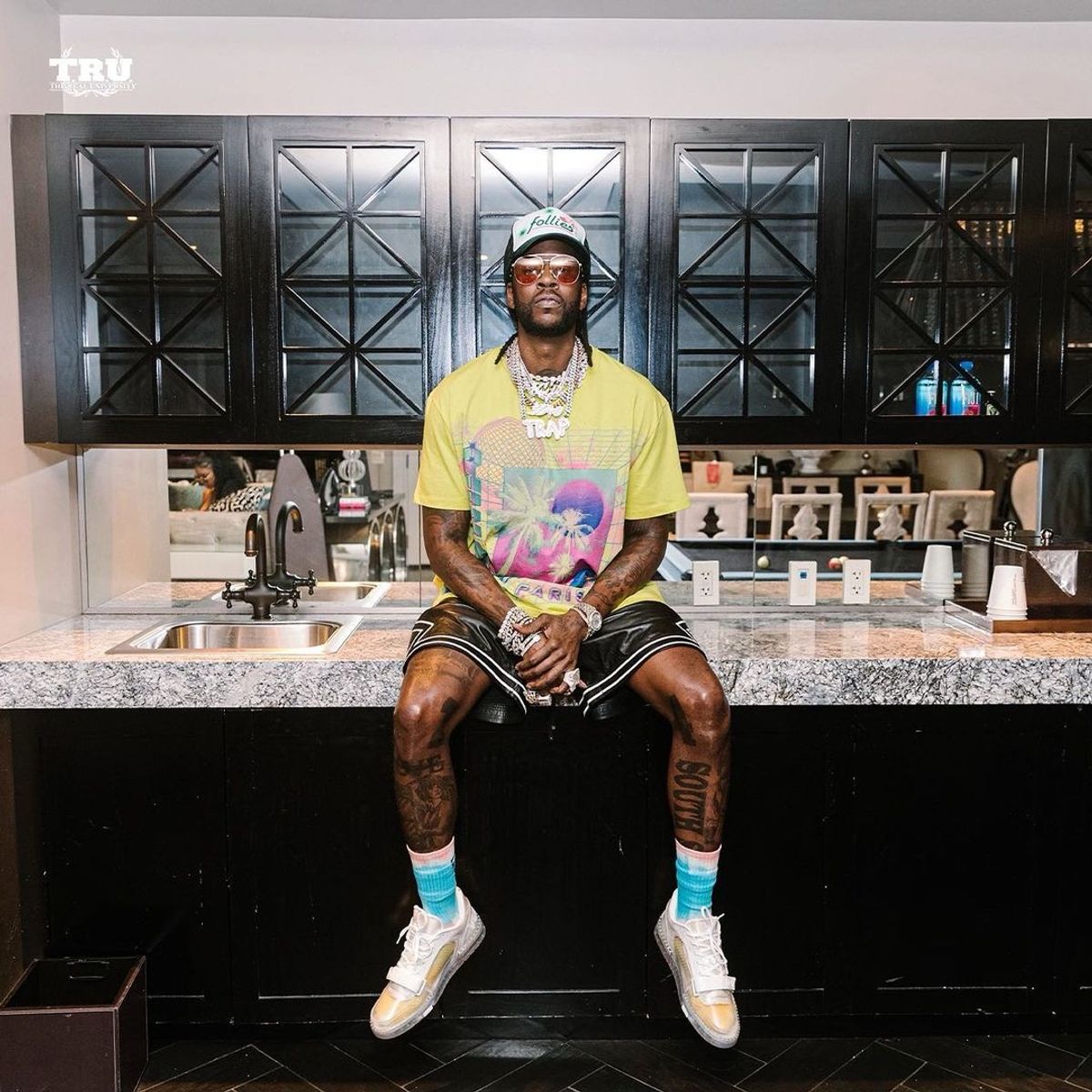 2 Chainz Outfit from August 22, 2021 | WHAT’S ON THE STAR?