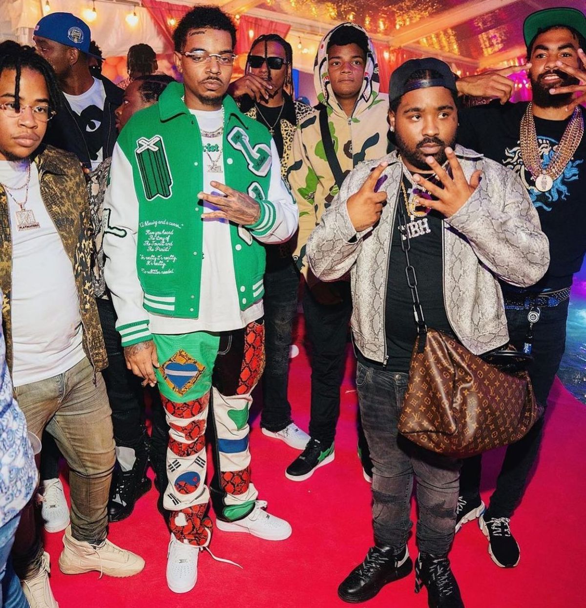 Wheezy Outfit from August 23, 2021 | WHAT’S ON THE STAR?