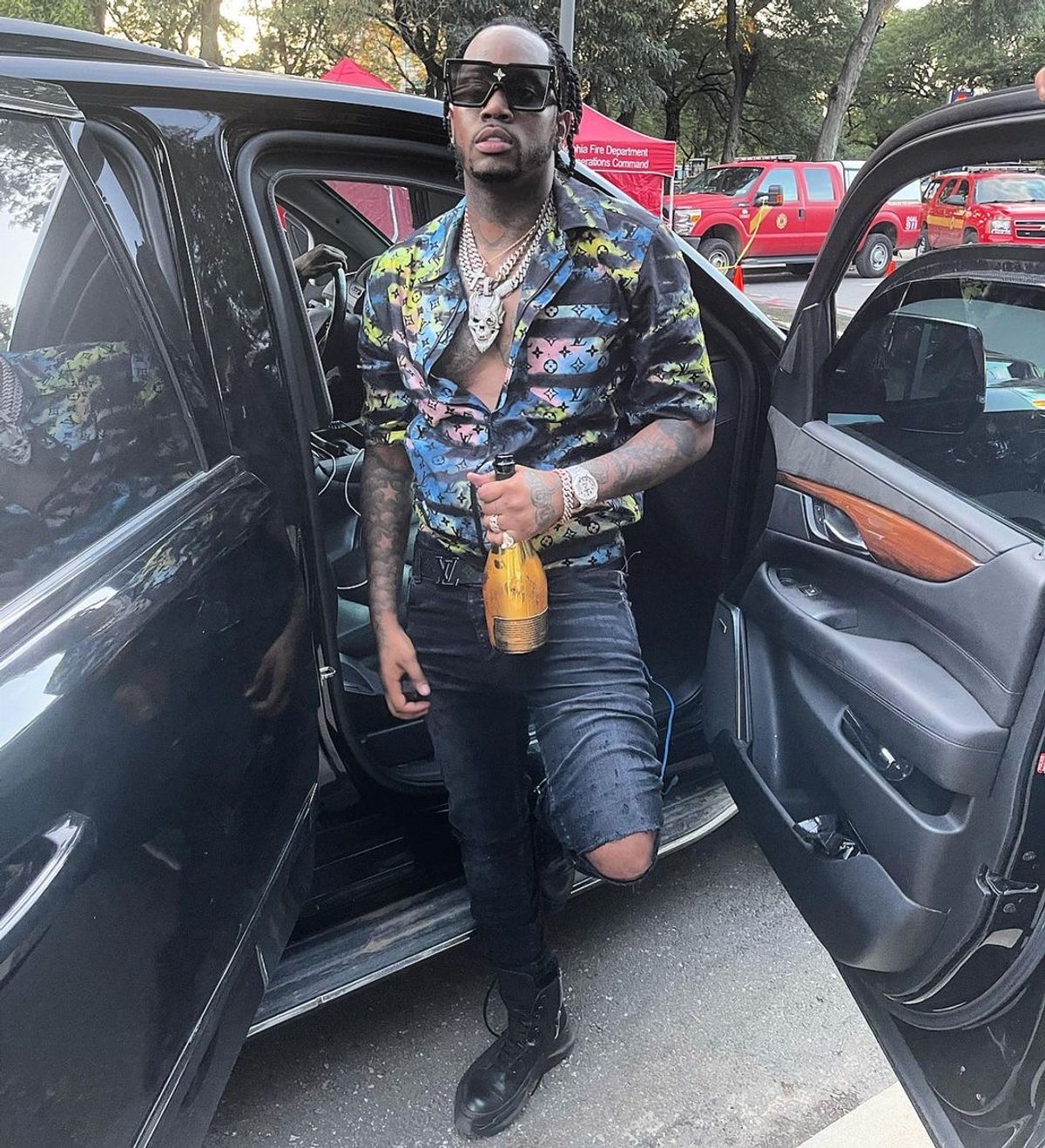 Fivio Foreign Outfit from September 5, 2021 | WHAT’S ON THE STAR?