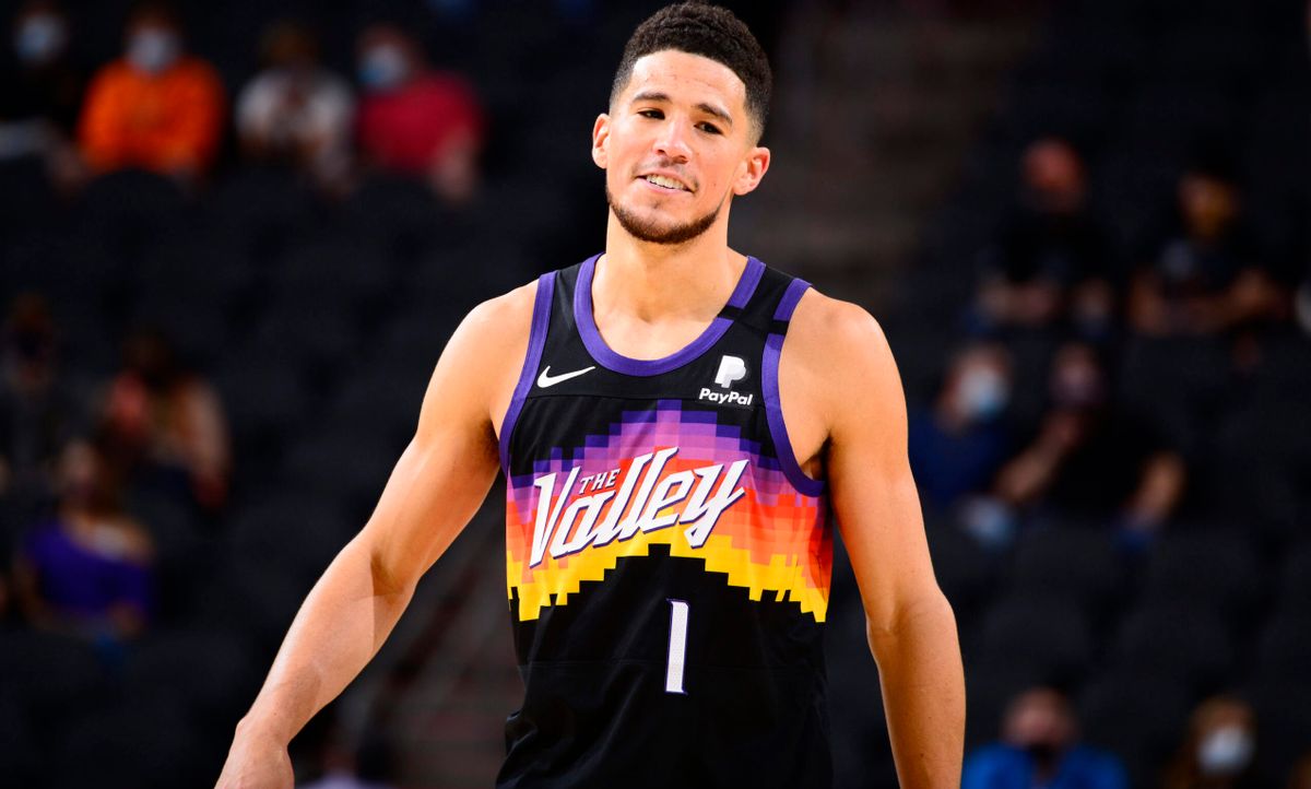 Devin Booker: Outfits, Clothes, Style and Fashion | WHAT’S ON THE STAR?