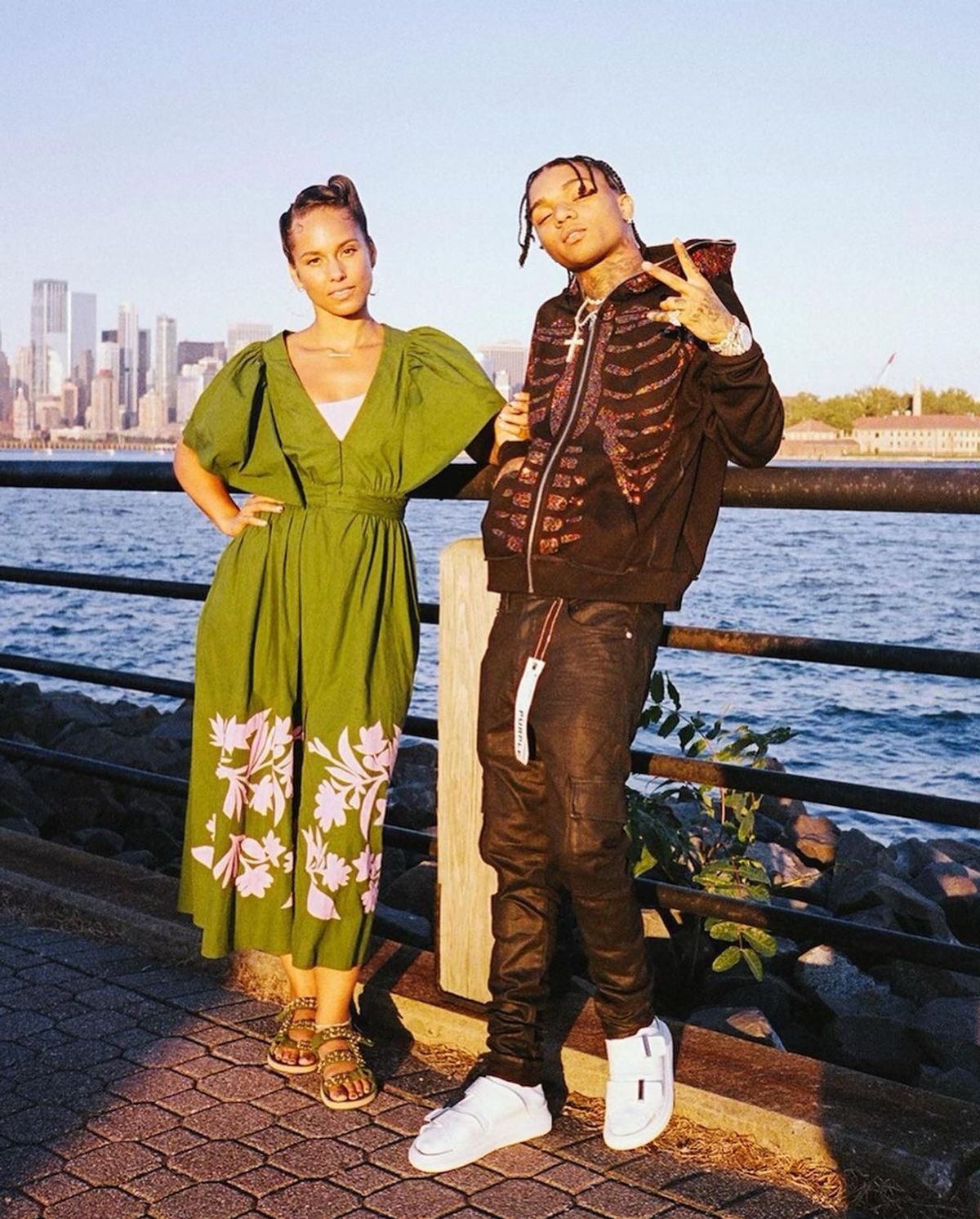 Swae Lee Outfit from September 15, 2021 | WHAT’S ON THE STAR?