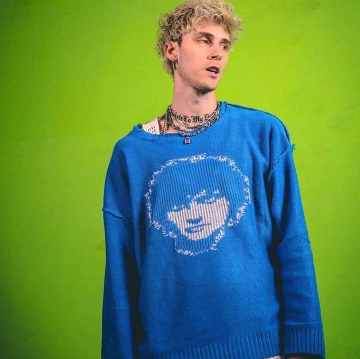 Machine Gun Kelly Outfit from May 4, 2021 | WHAT’S ON THE STAR?