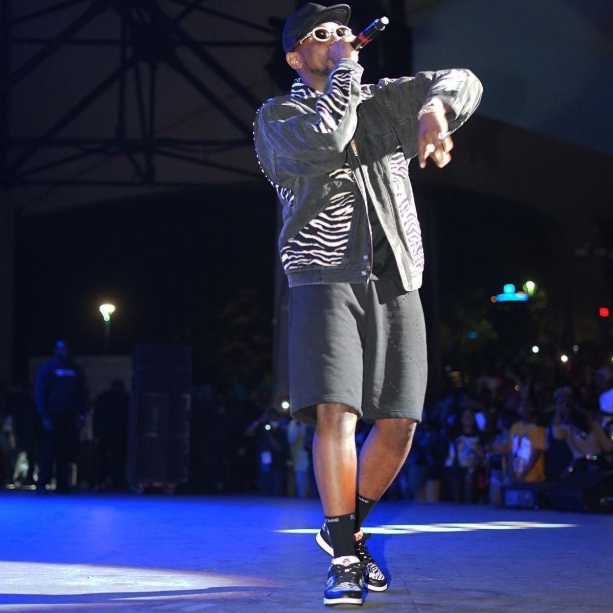 Fabolous Outfit from September 18, 2021 | WHAT’S ON THE STAR?