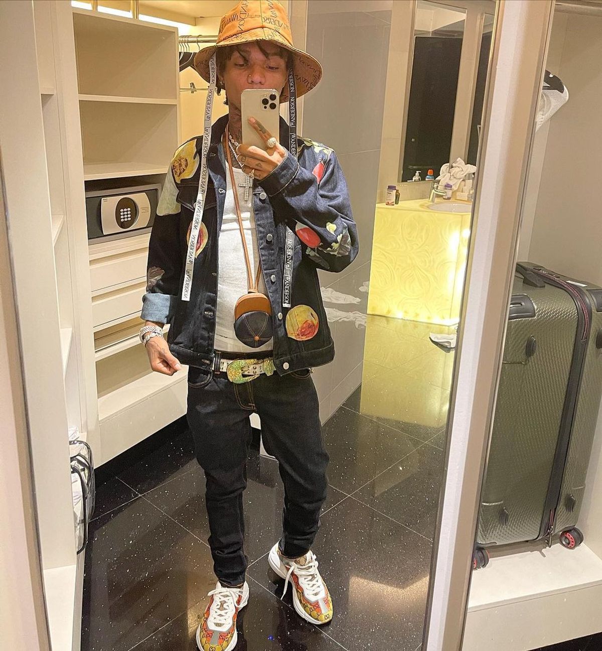 Swae Lee Outfit from September 18, 2021 | WHAT’S ON THE STAR?