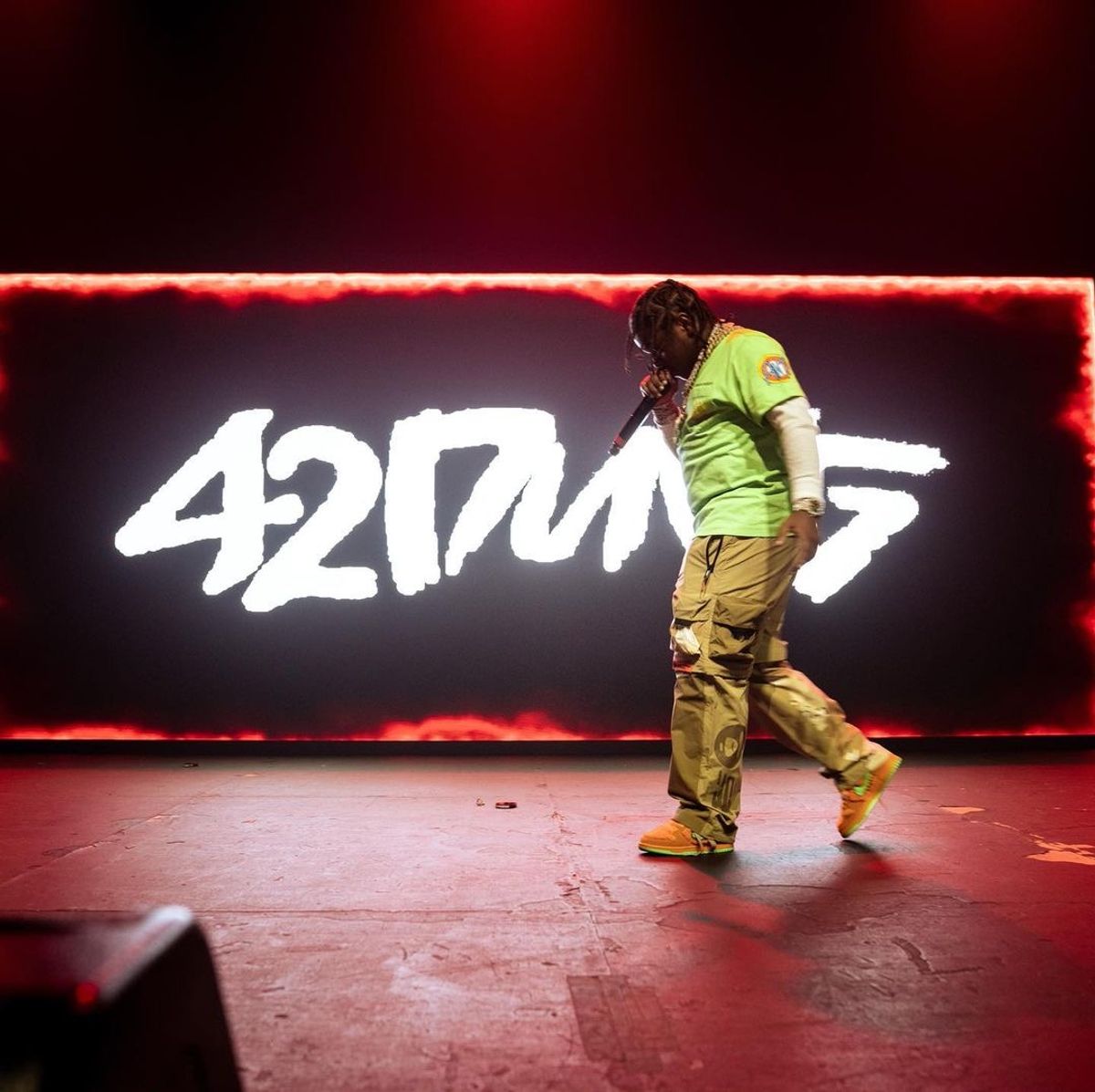 42 Dugg Outfit from September 27, 2021 | WHAT’S ON THE STAR?