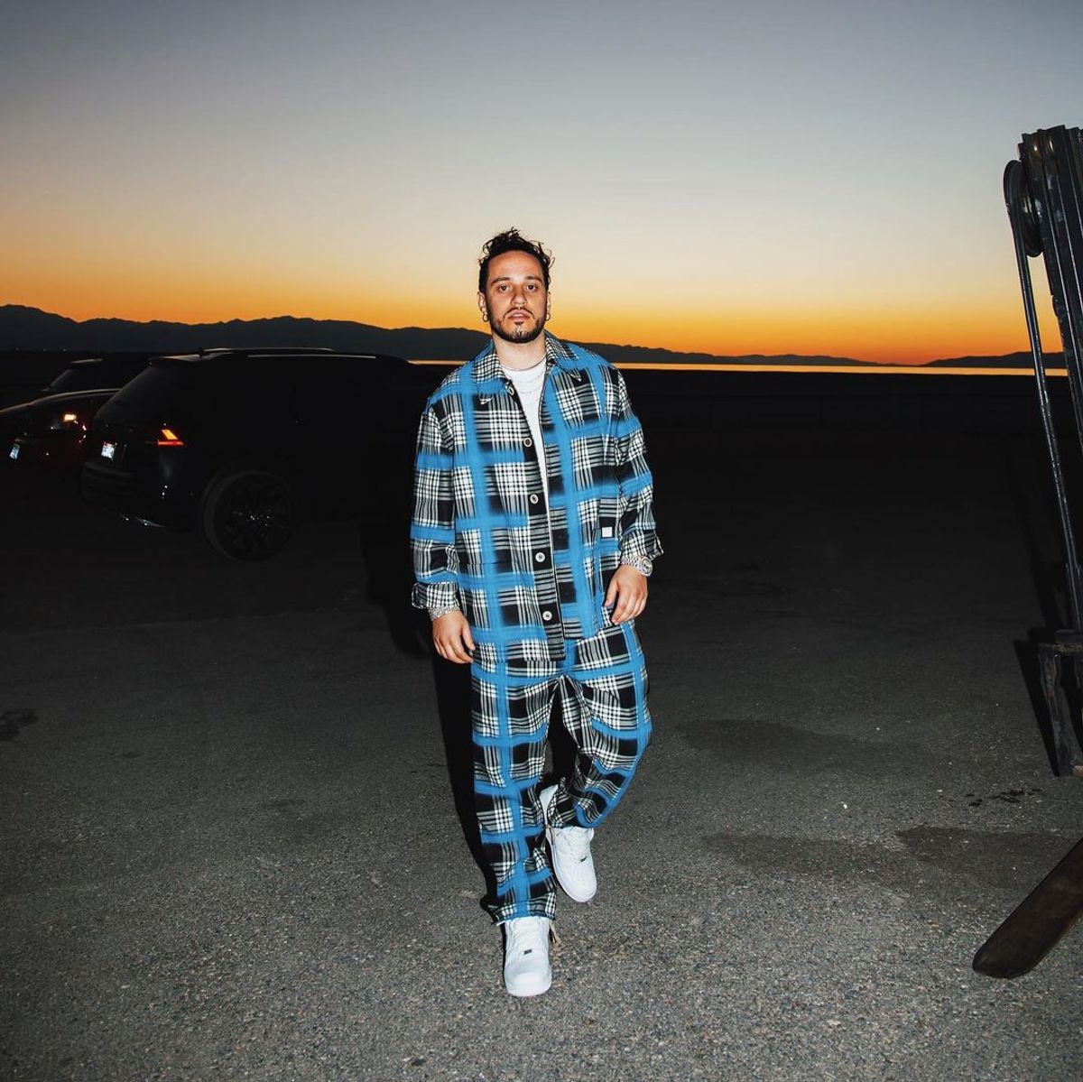 Russ Outfit from October 4, 2021 | WHAT’S ON THE STAR?