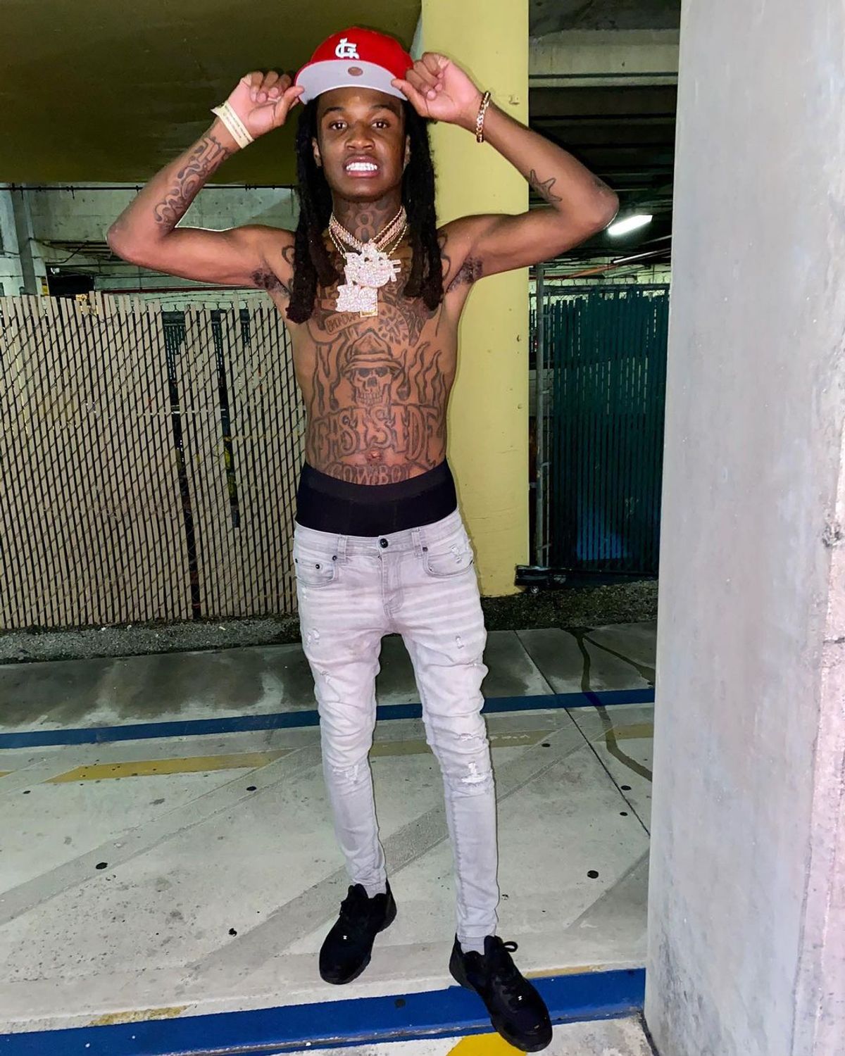 Raw Youngin: Outfits, Clothes, Style and Fashion | WHAT’S ON THE STAR?