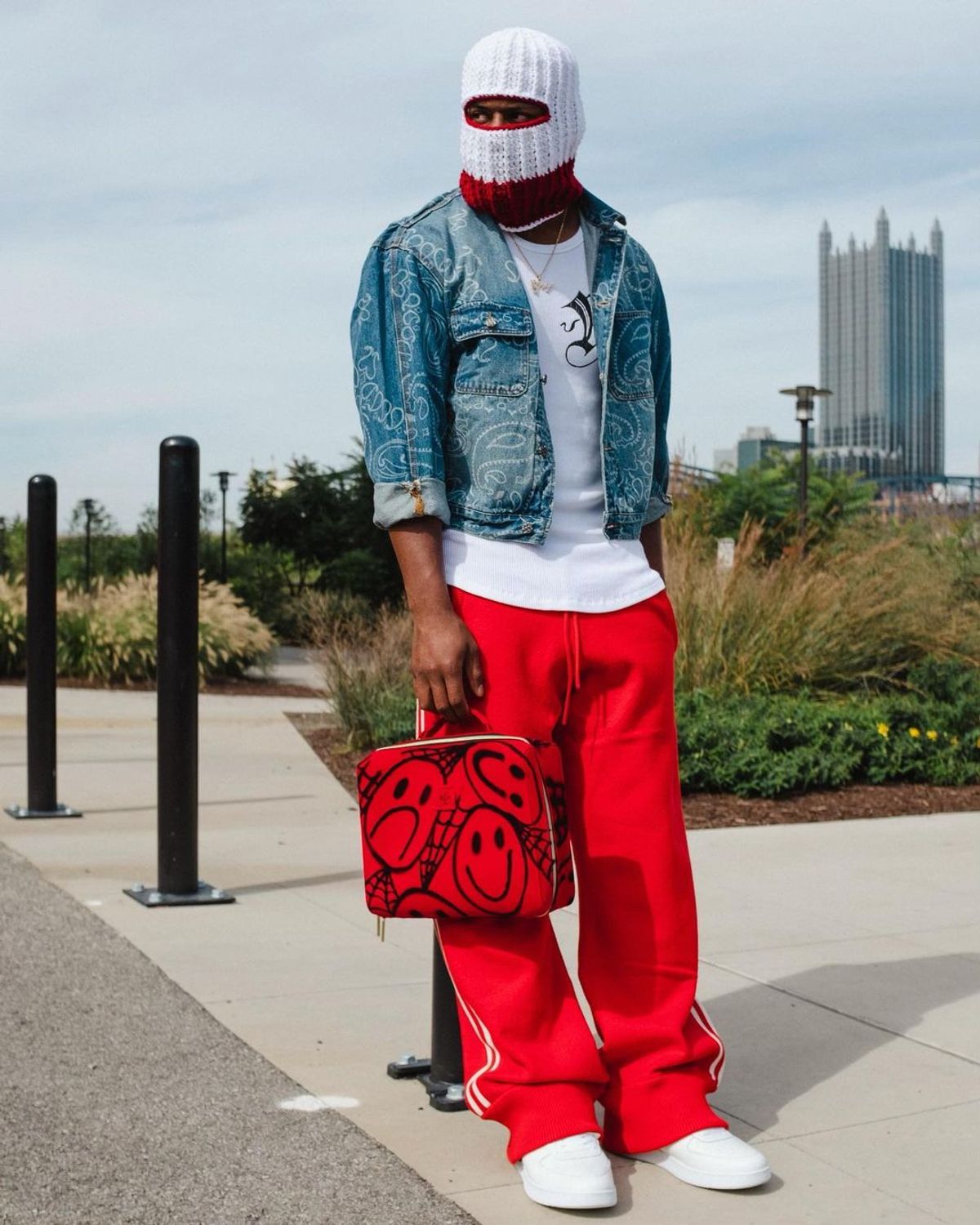 JuJu Outfit from October 5, 2021 | WHAT’S ON THE STAR?