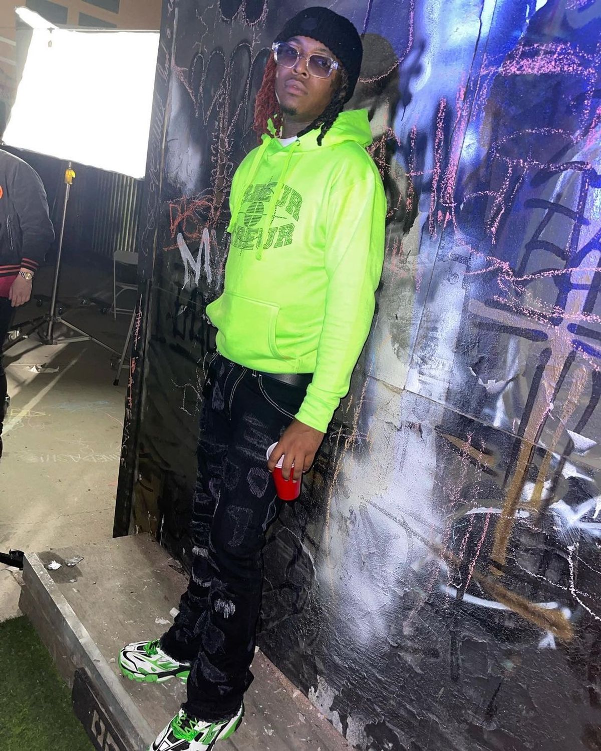 Lil Keed Outfit from October 7, 2021 | WHAT’S ON THE STAR?