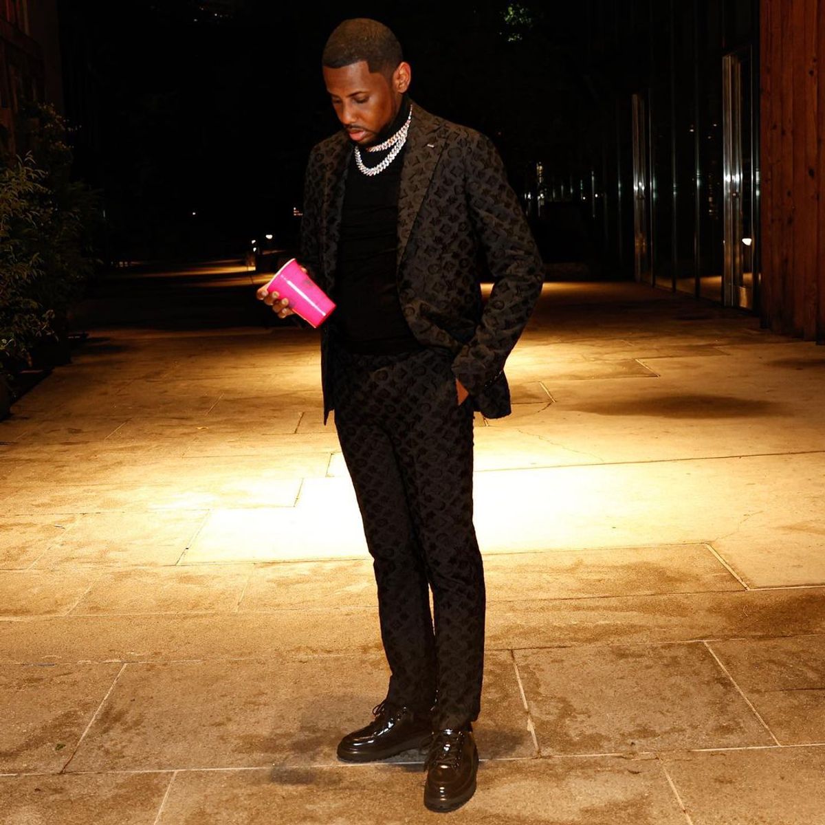 Fabolous Outfit from October 7, 2021 | WHAT’S ON THE STAR?