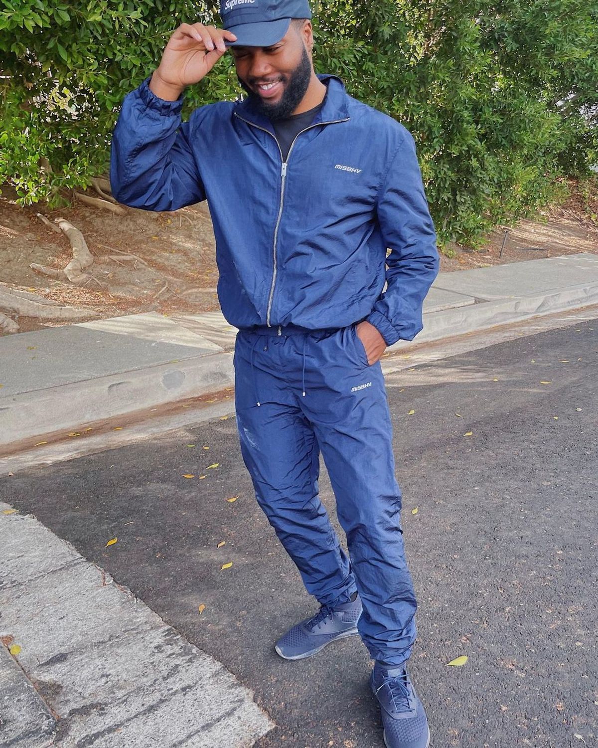 Khalid Outfit from October 19, 2021 | WHAT’S ON THE STAR?