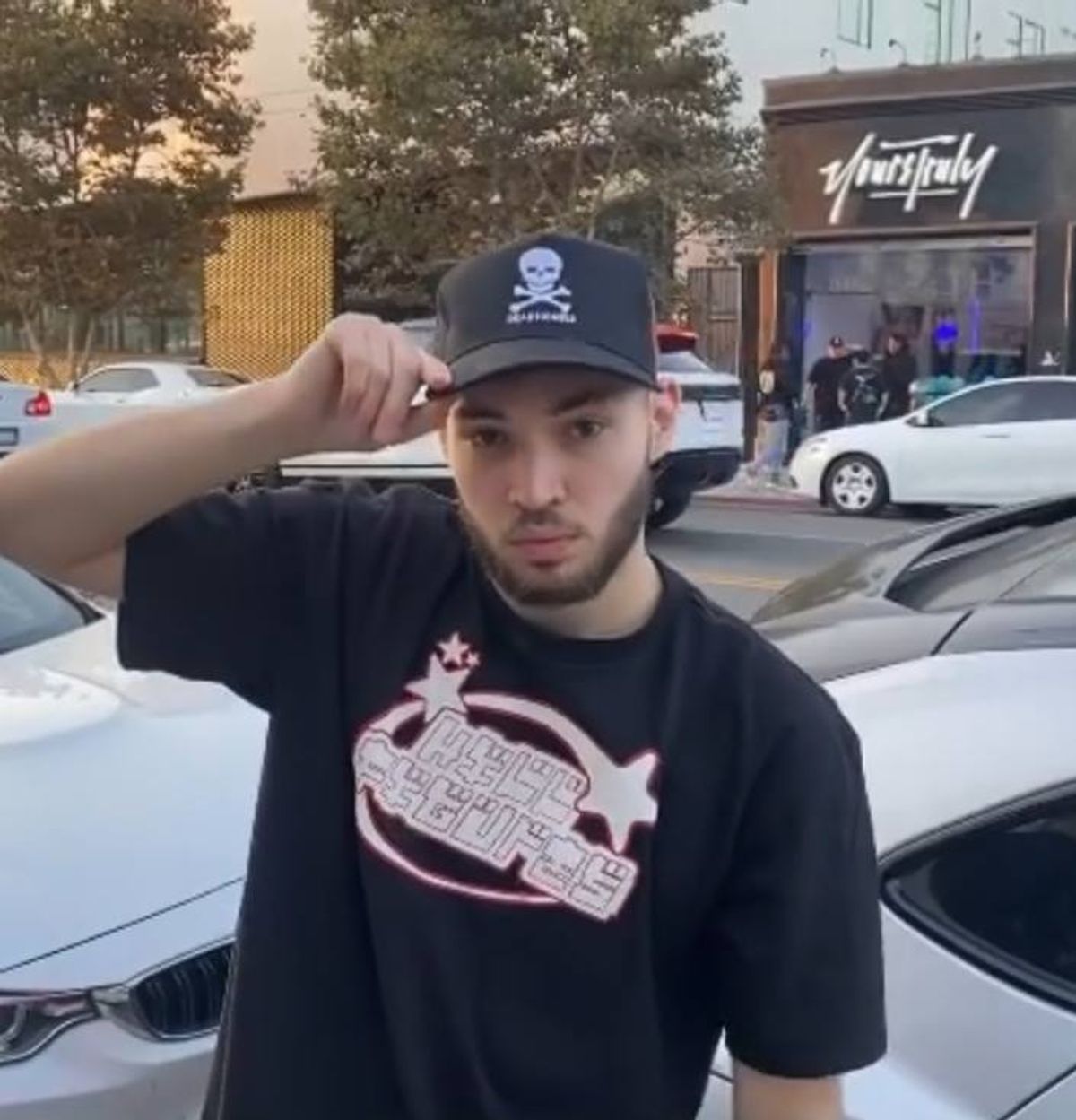 Adin Ross Outfit from October 17, 2021 | WHAT’S ON THE STAR?