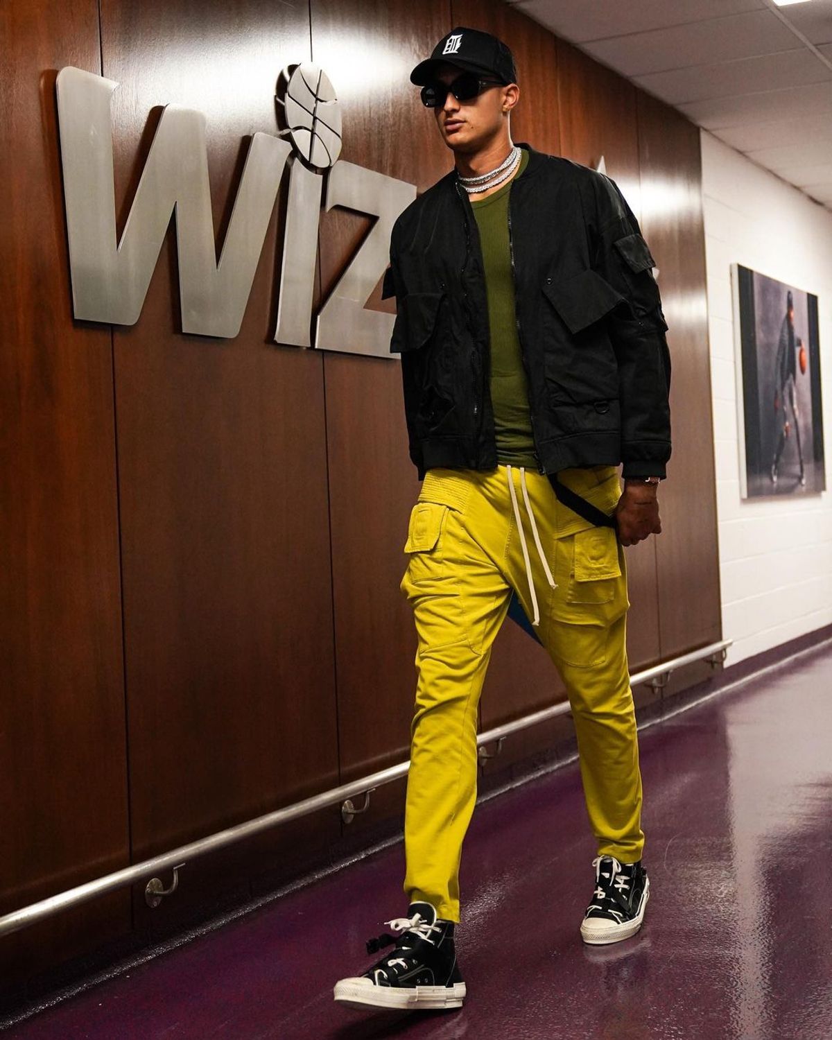 Kyle Kuzma Outfit from October 23, 2021 | WHAT’S ON THE STAR?