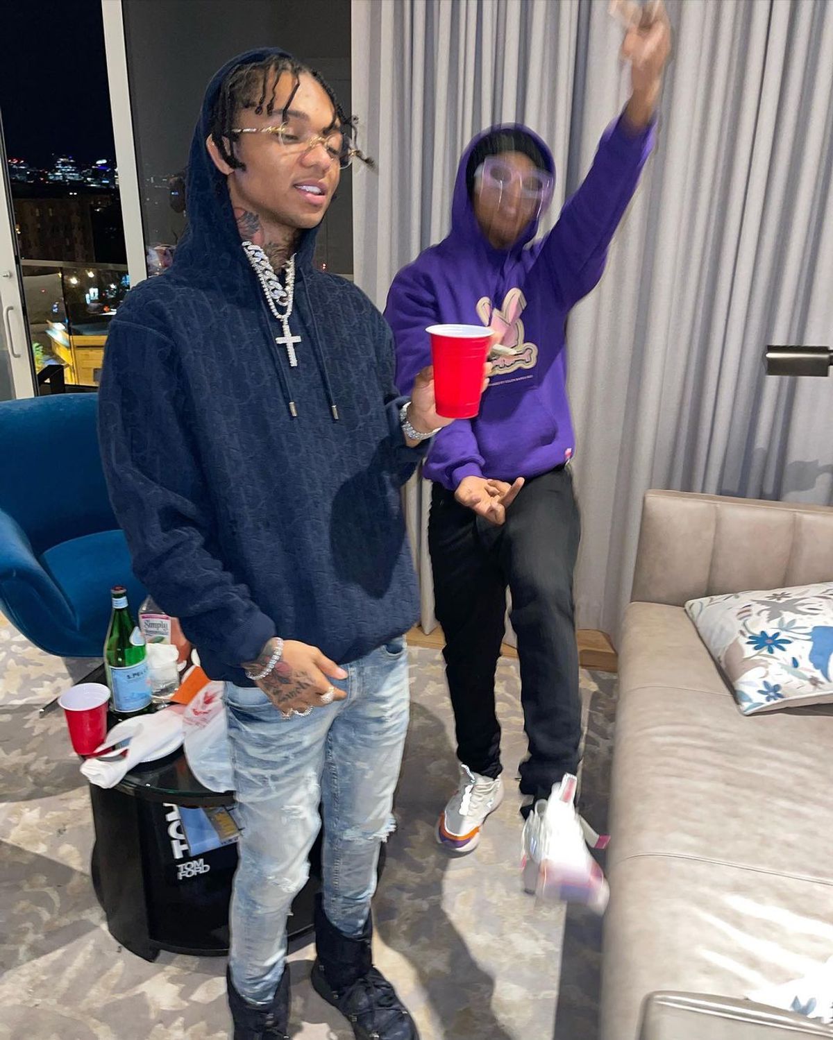 Swae Lee Outfit from October 23, 2021 | WHAT’S ON THE STAR?
