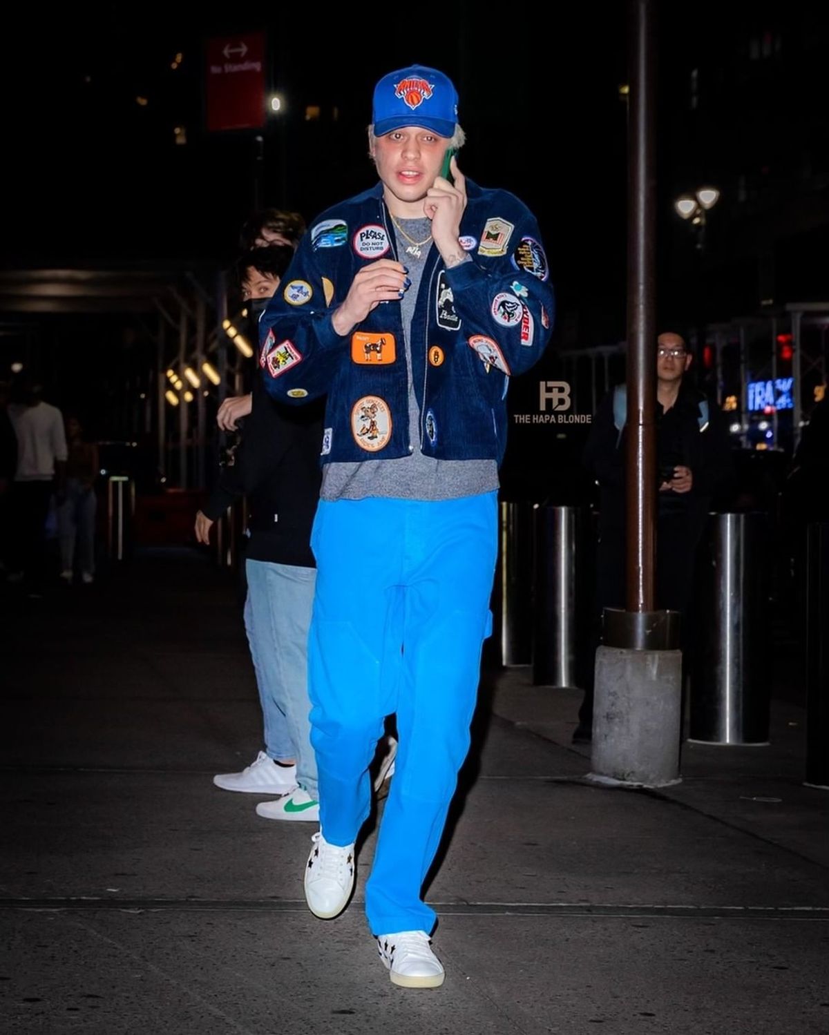 Pete Davidson Outfit from October 22, 2021 | WHAT’S ON THE STAR?