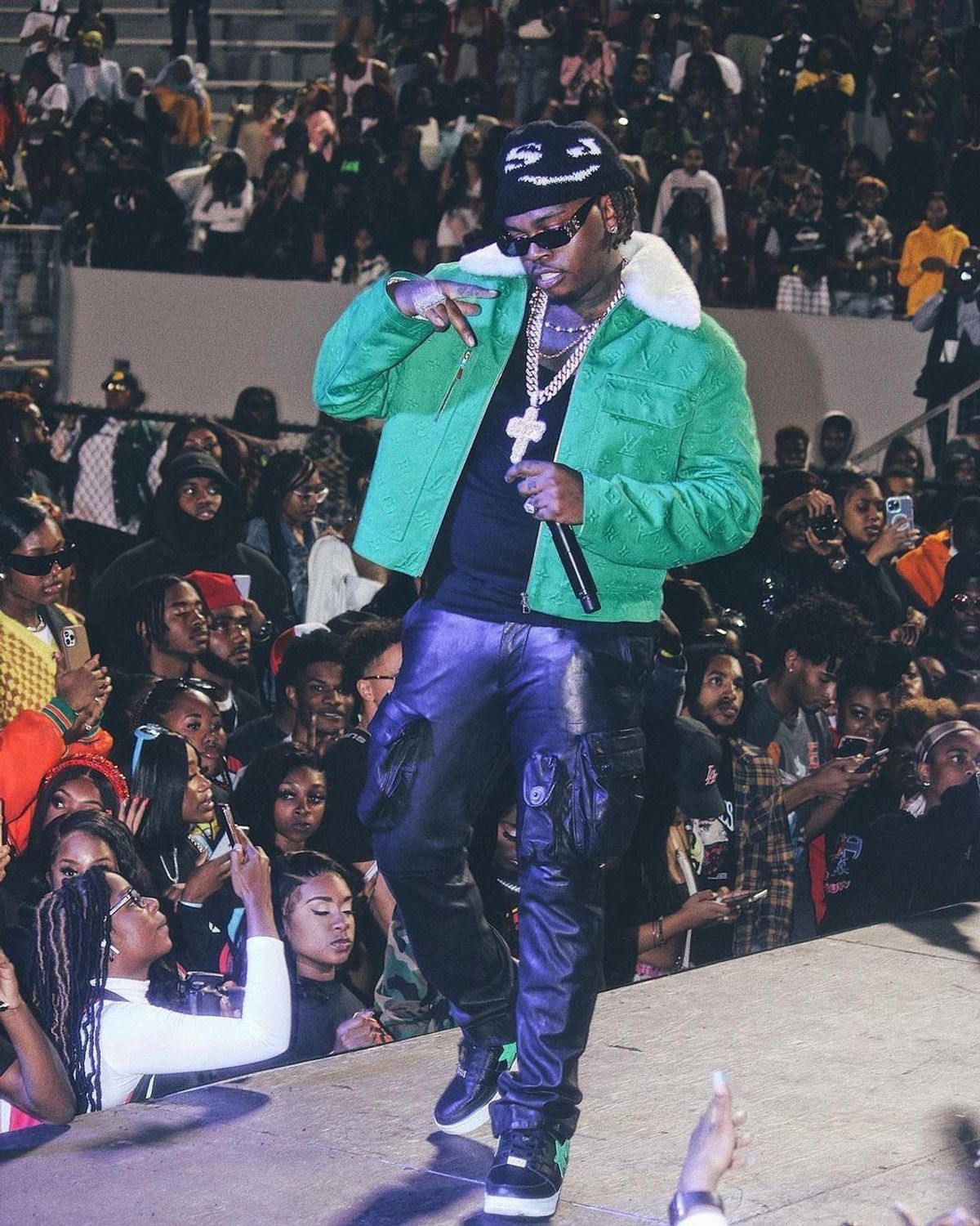 Gunna Outfit from October 25, 2021 | WHAT’S ON THE STAR?