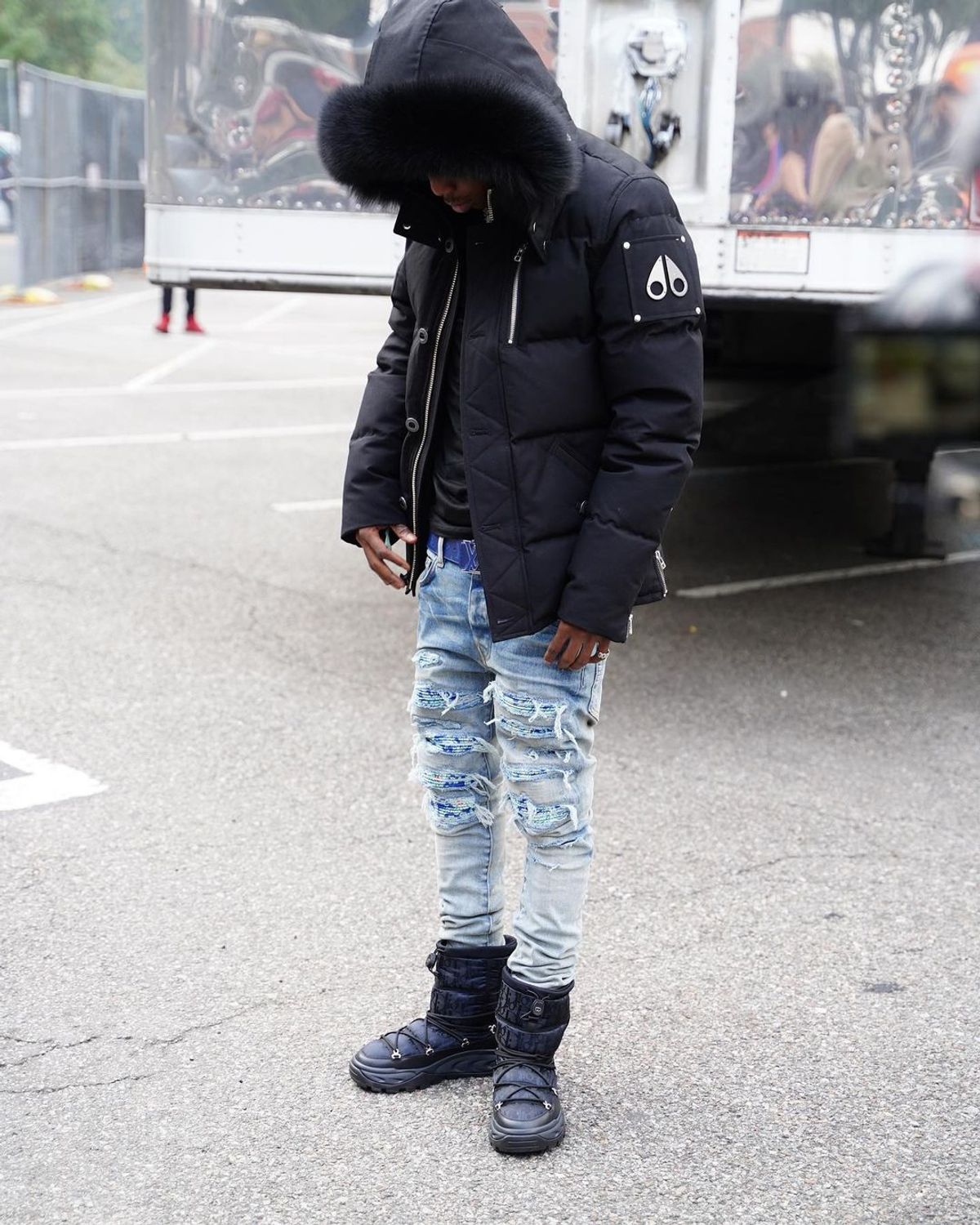 22Gz Outfit from October 30, 2021 | WHAT’S ON THE STAR?