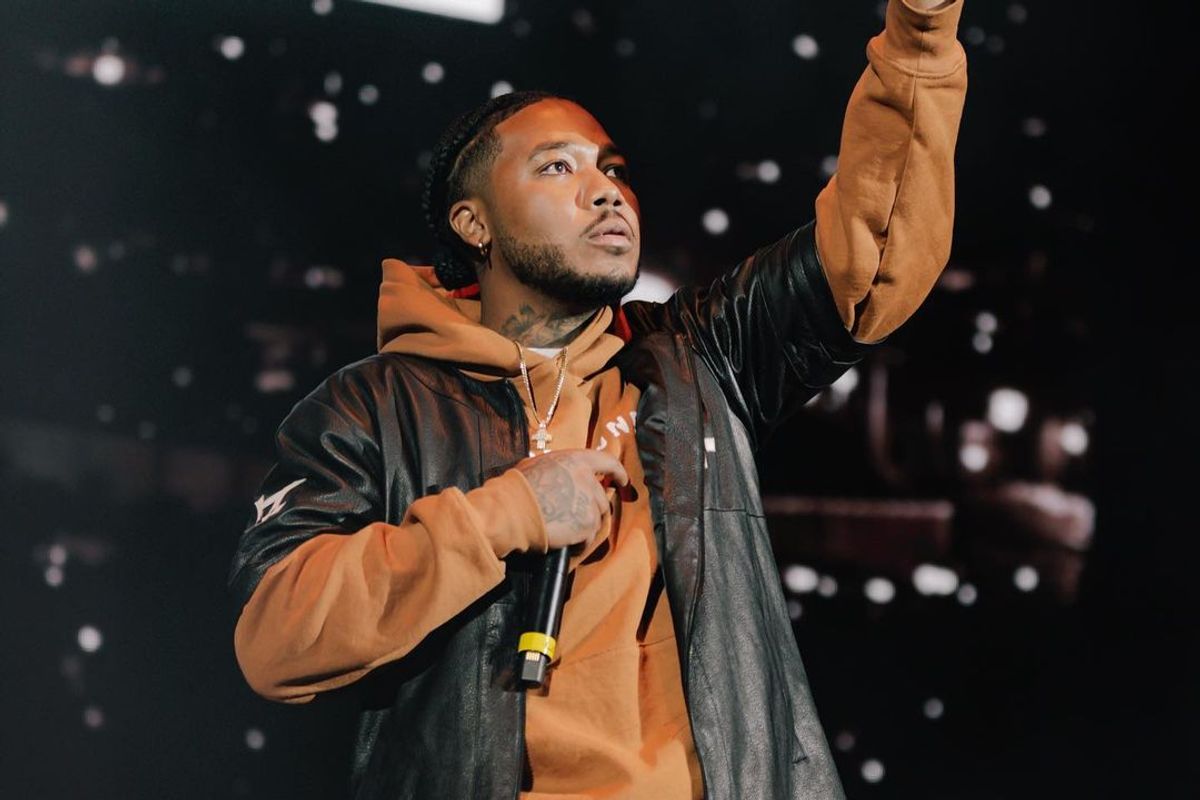 Cozz: Outfits, Clothes, Style and Fashion | WHAT’S ON THE STAR?