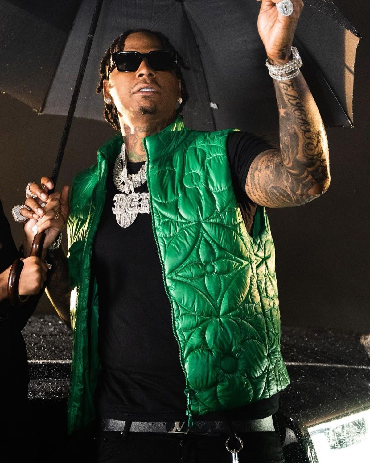 Moneybagg Yo Outfit from November 5, 2021 | WHAT’S ON THE STAR?