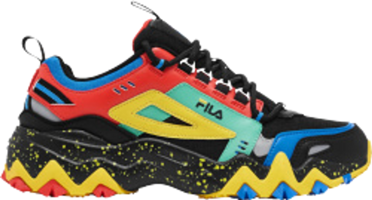 Fila Black Multicolor Oakmont TR Sneakers | WHAT’S ON THE STAR?