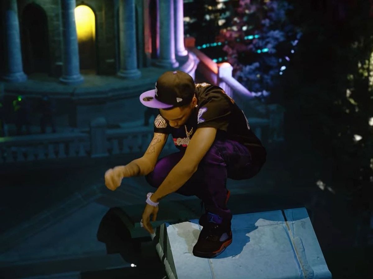 Key Glock Outfit from October 7, 2021 | WHAT’S ON THE STAR?