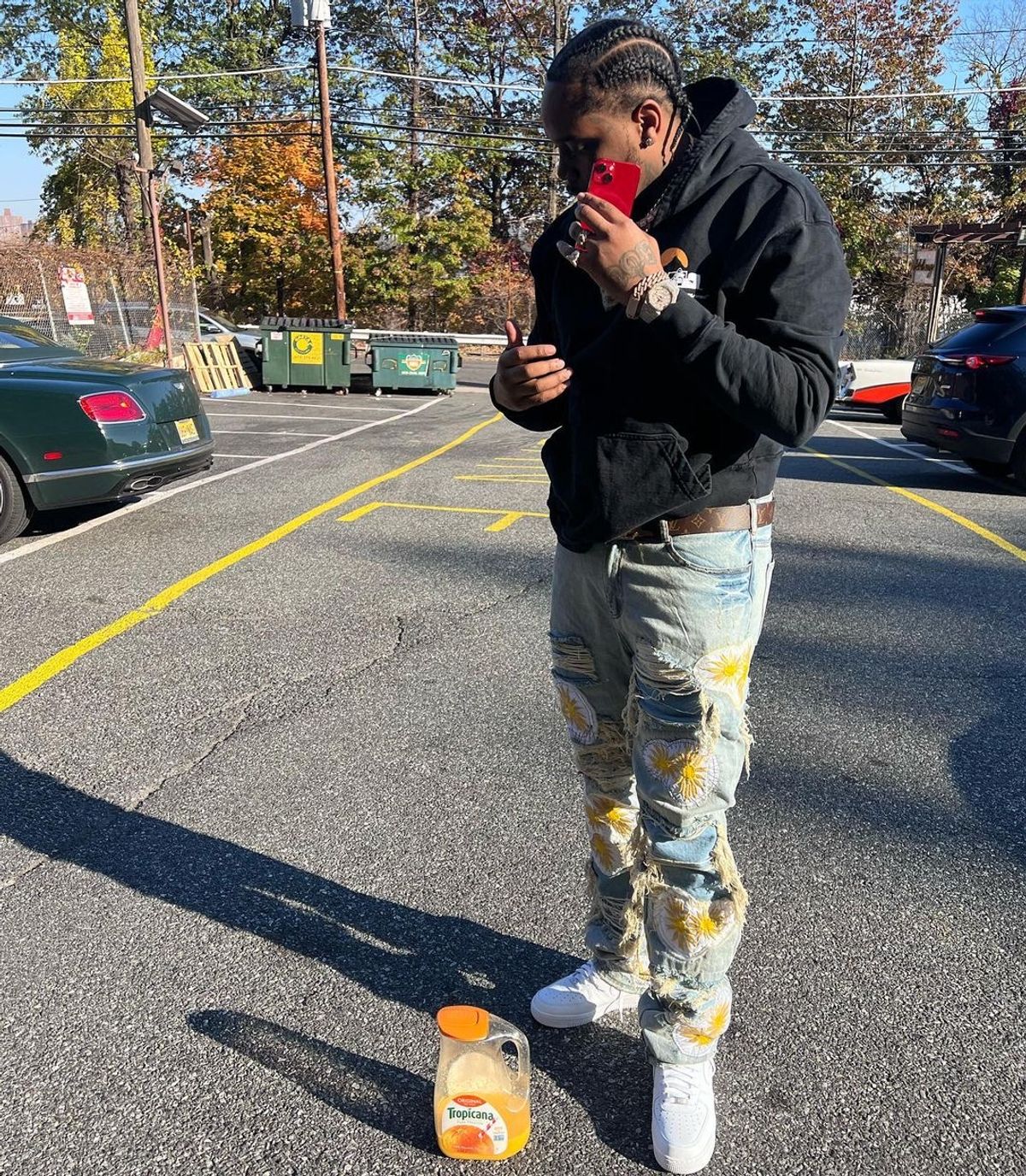 Fivio Foreign Outfit from November 9, 2021 | WHAT’S ON THE STAR?