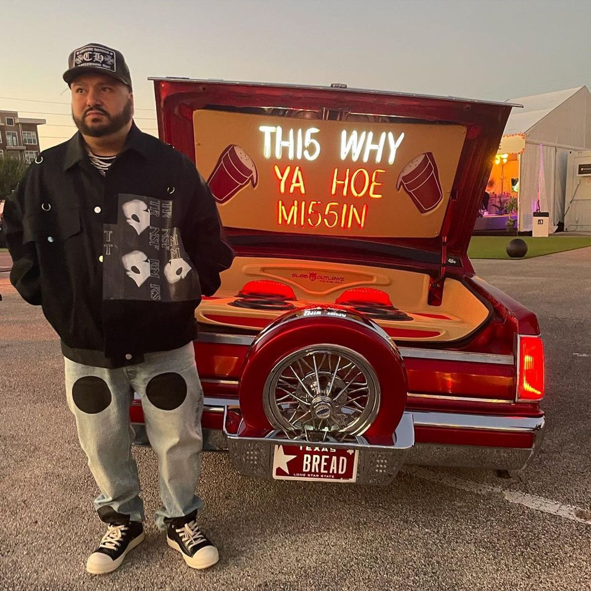 Cash Outfit from November 6, 2021 | WHAT’S ON THE STAR?