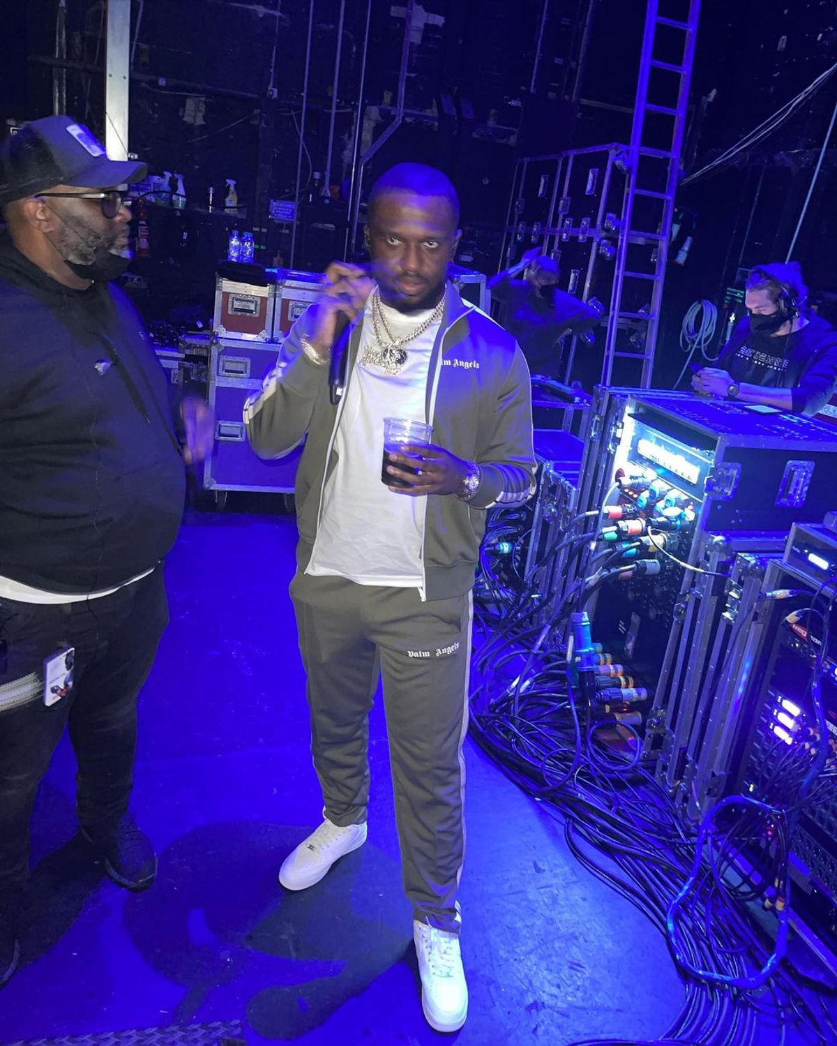 Headie One Outfit from November 14, 2021 | WHAT’S ON THE STAR?