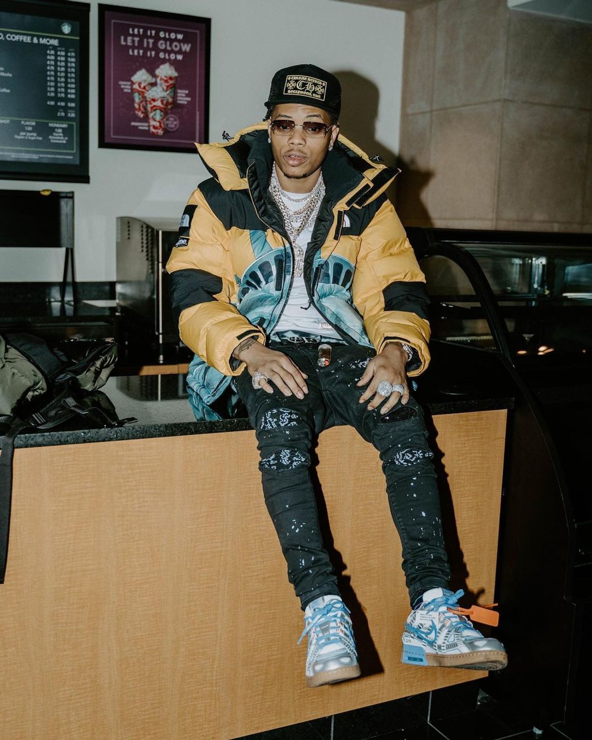 Lil Migo Outfit from November 19, 2021 | WHAT’S ON THE STAR?