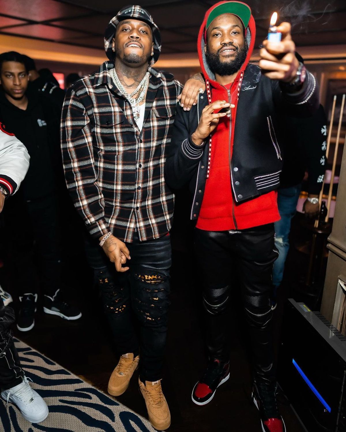 Meek Mill Outfit from November 20, 2021 | WHAT’S ON THE STAR?