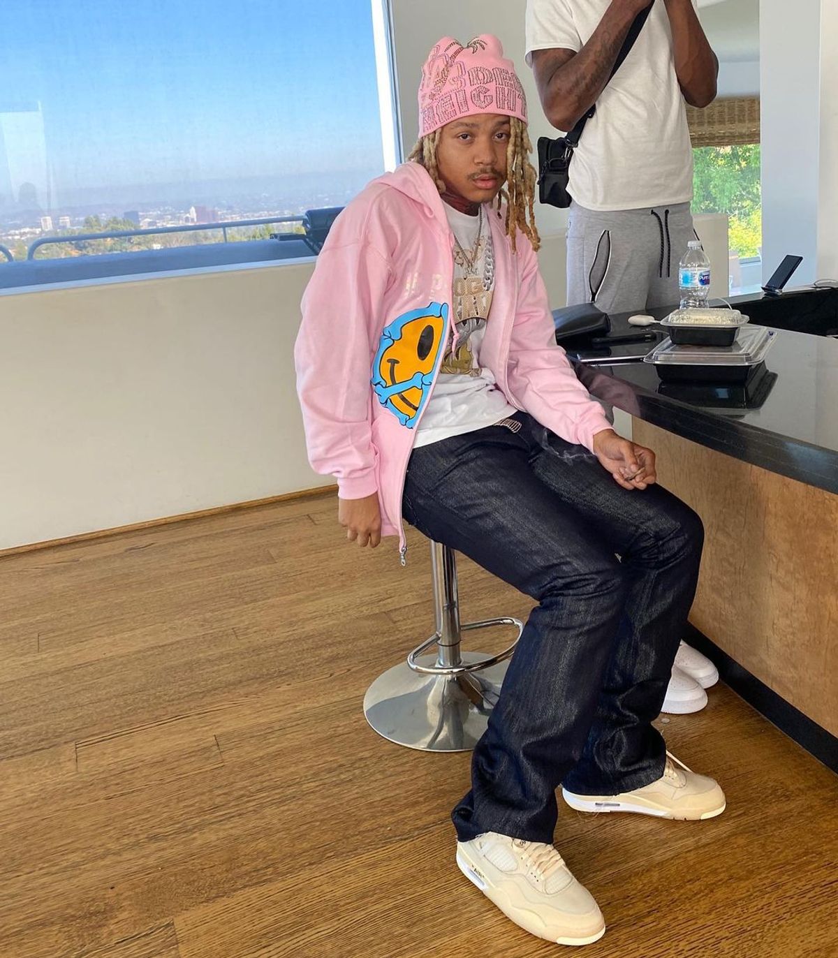 Taurus Outfit from August 20, 2020 | WHAT’S ON THE STAR?