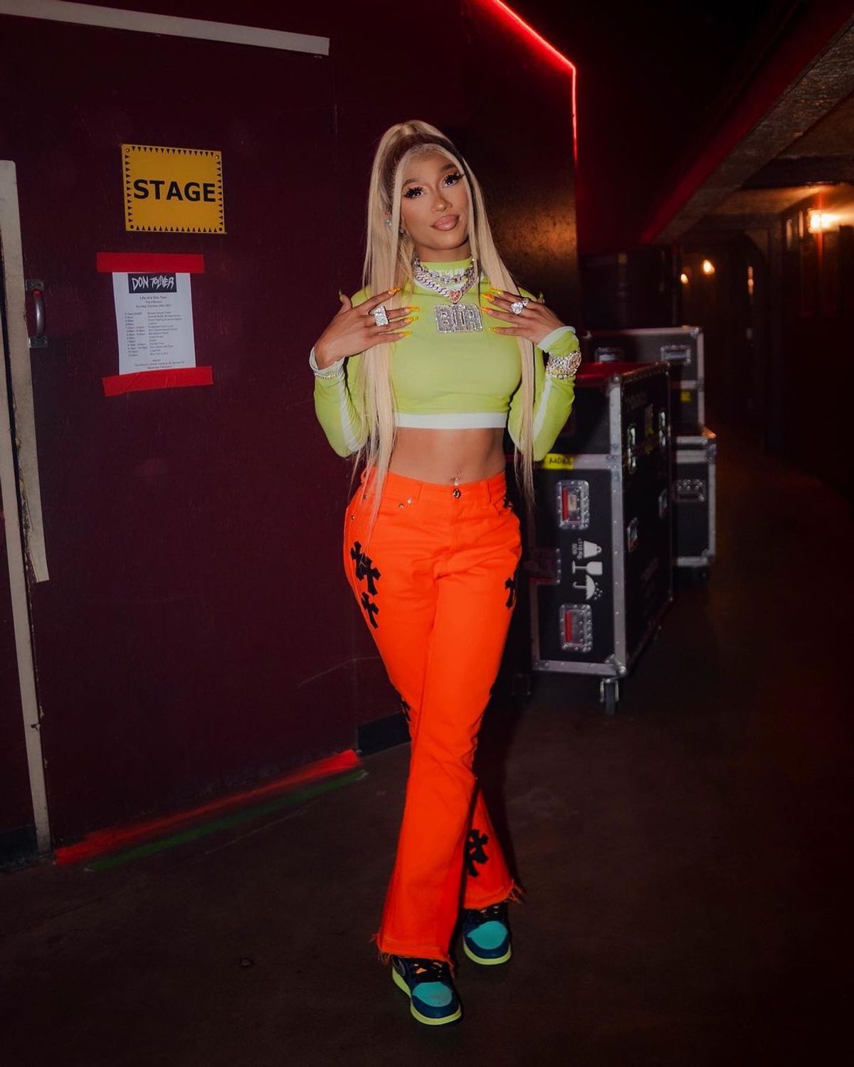 Bia Outfit from November 11, 2021 | WHAT’S ON THE STAR?