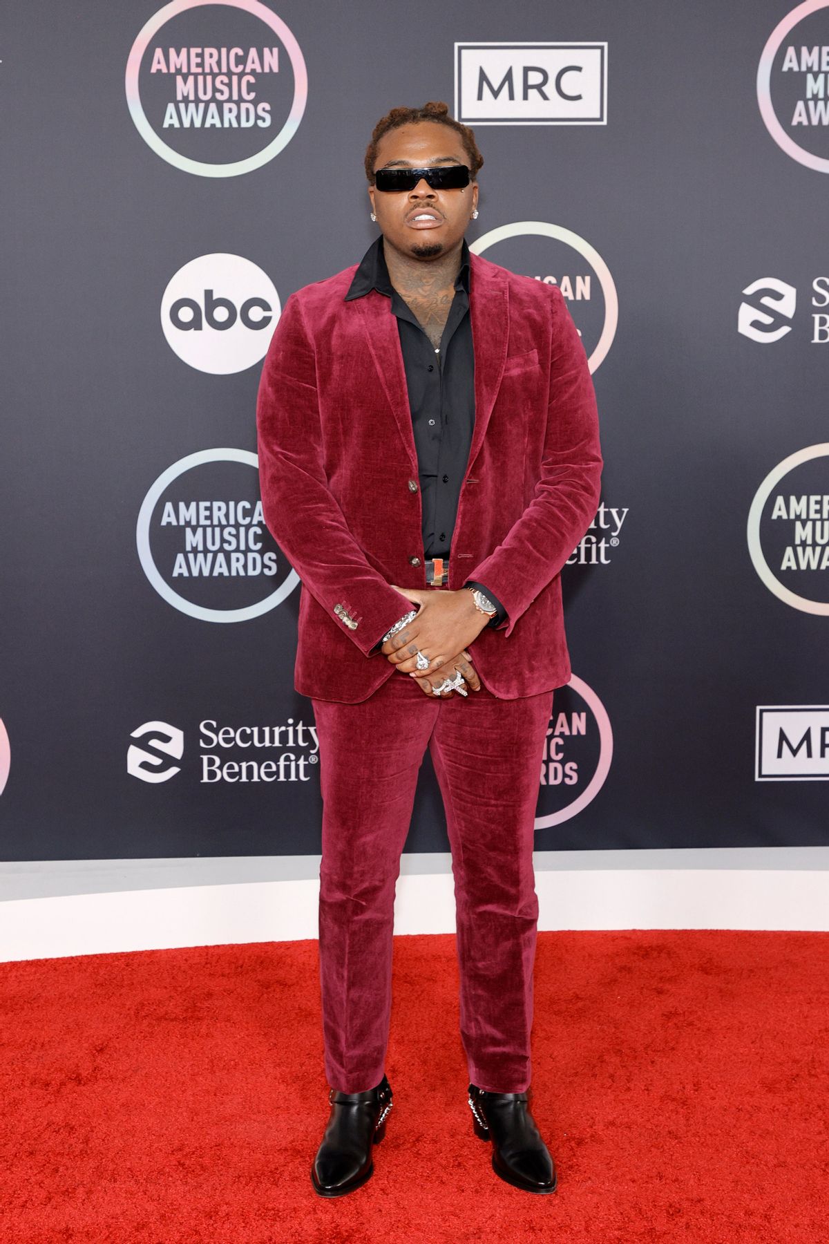 Gunna Outfit from November 22, 2021 | WHAT’S ON THE STAR?
