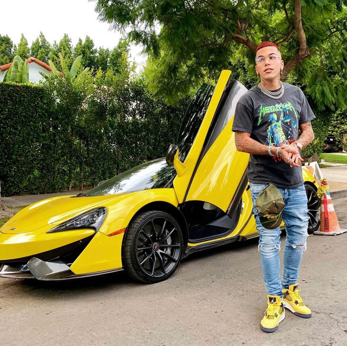 Sfera Ebbasta Outfit from November 24, 2021 | WHAT’S ON THE STAR?