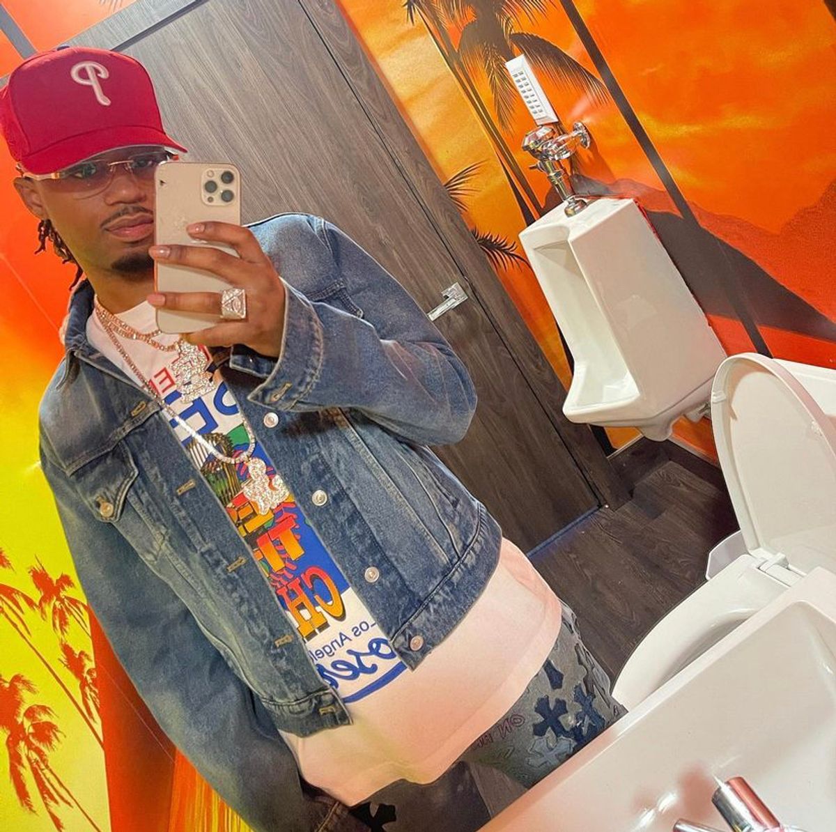 Metro Boomin Outfit from December 6, 2021 | WHAT’S ON THE STAR?