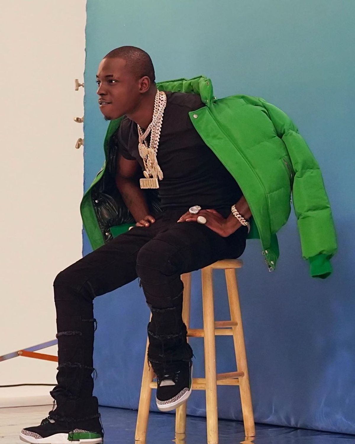 Bobby Shmurda Outfit from December 7, 2021 | WHAT’S ON THE STAR?