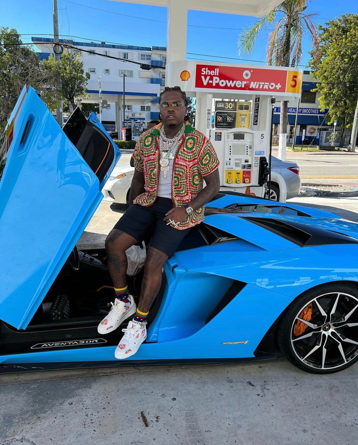 Gunna Outfit from December 9, 2021 | WHAT’S ON THE STAR?