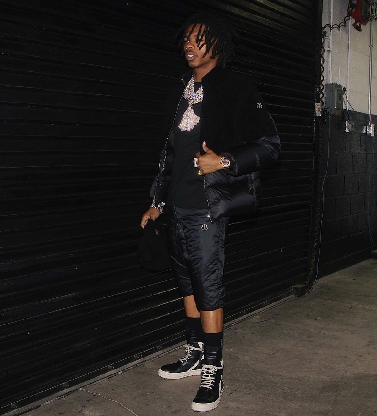 Lil Baby Outfit from December 11, 2021 | WHAT’S ON THE STAR?