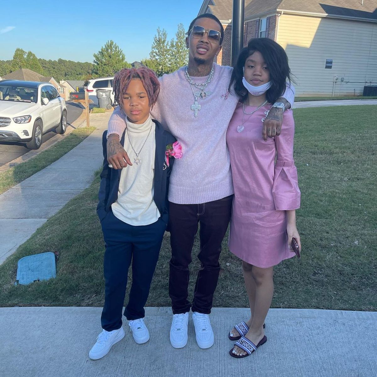 Nechie: Outfits, Clothes, Style and Fashion | WHAT’S ON THE STAR?