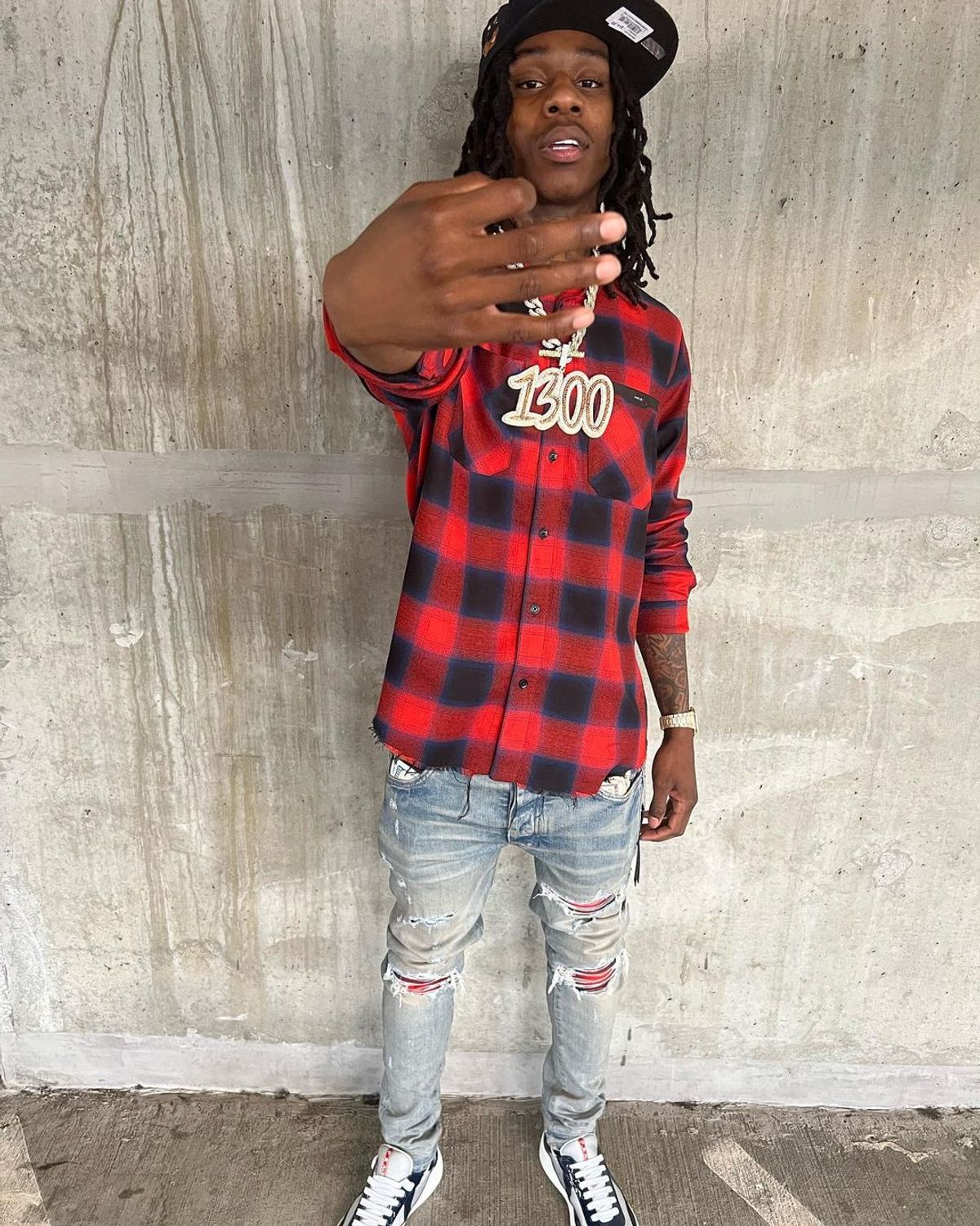 Polo G Outfit from December 18, 2021 | WHAT’S ON THE STAR?