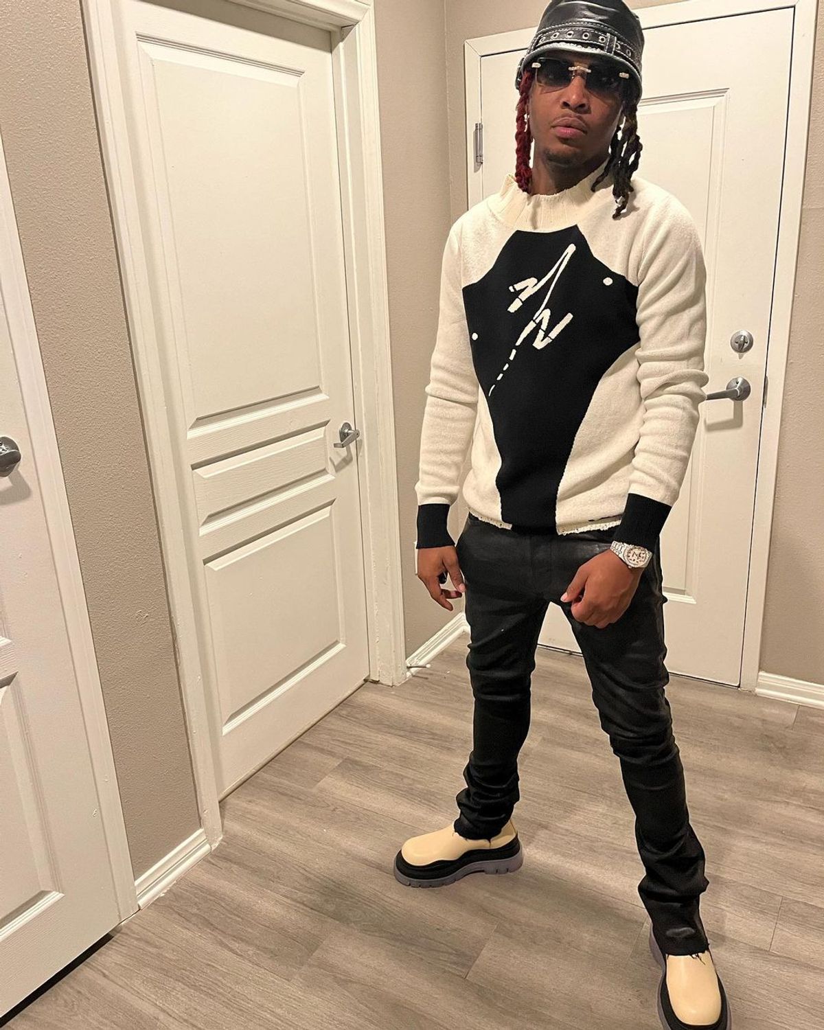 Lil Keed Outfit from December 13, 2021 | WHAT’S ON THE STAR?