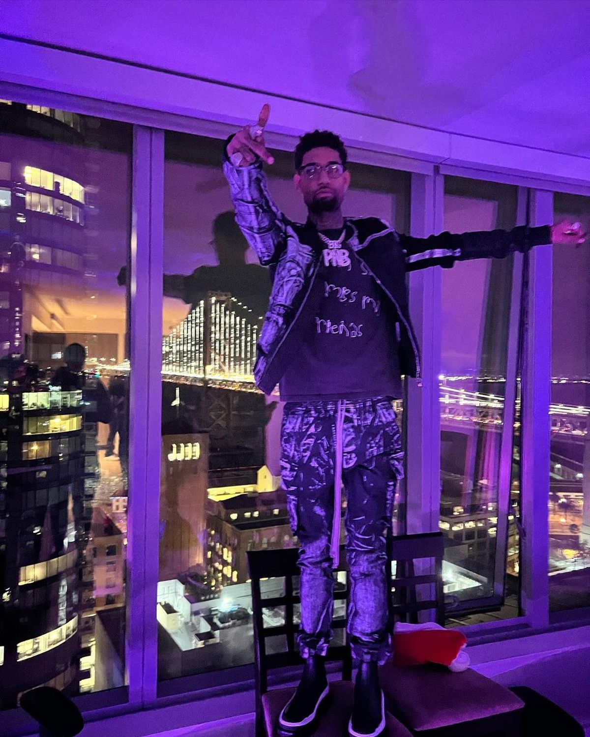 PnB Rock Outfit from December 25, 2021 | WHAT’S ON THE STAR?